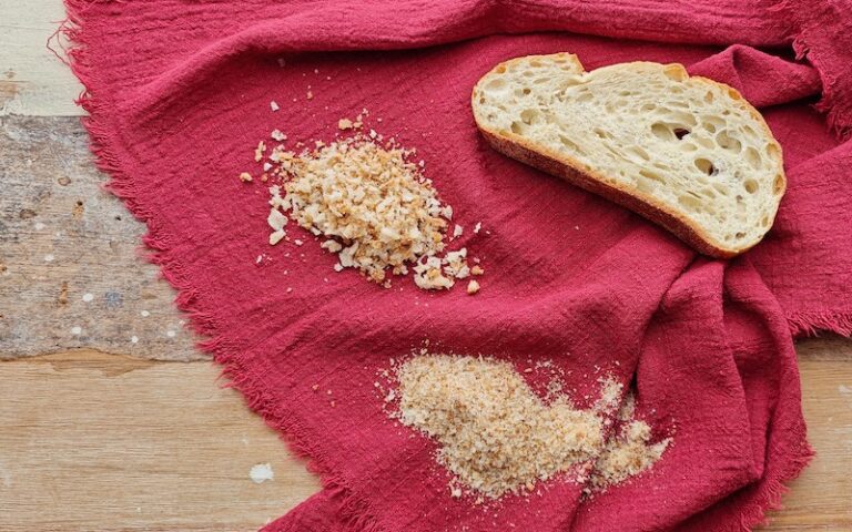 How To Make Bread Crumbs: Making Fresh Breadcrumbs At Home