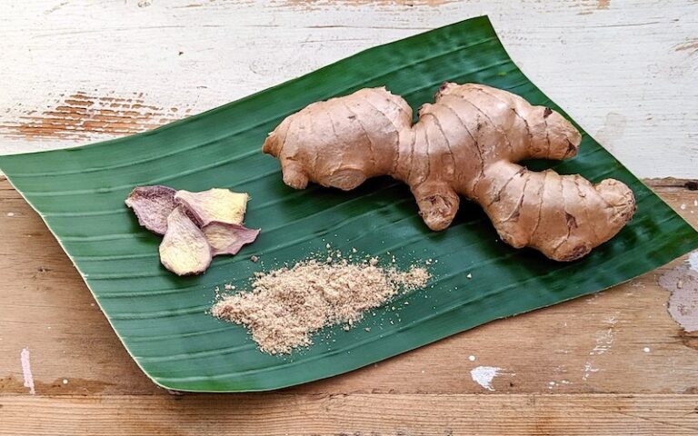 How to Make Dried Ginger Powder: Make Ground Dried Ginger
