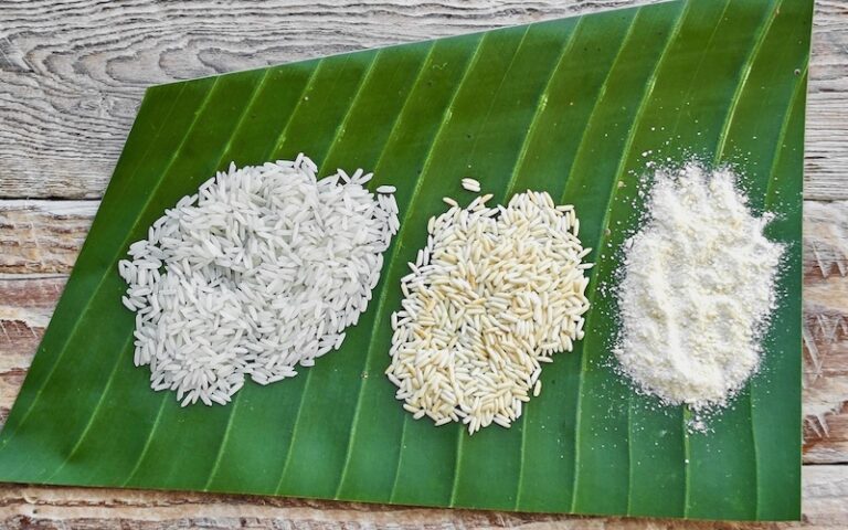 How To Make Toasted Rice Powder (Ground Roasted Rice)