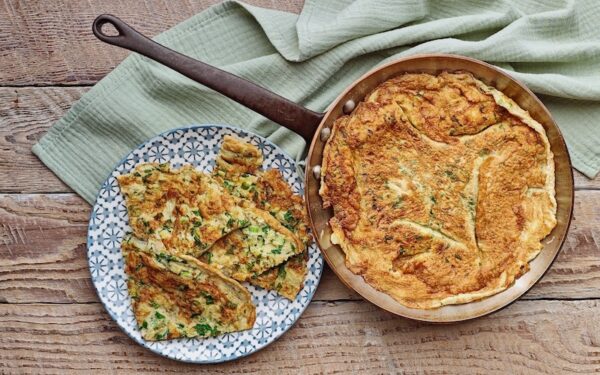 Ejjeh (Lebanese Omelette): Delicious Plain Ejjeh or Ejjeh Kousa