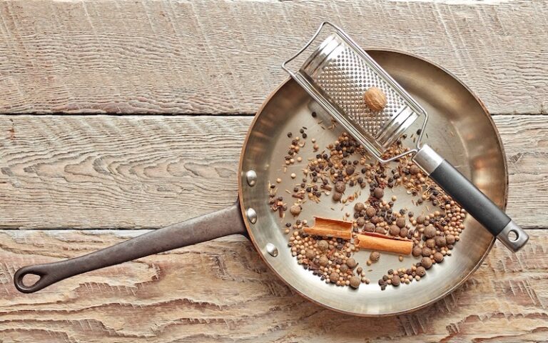 Lebanese 7 Spice: Baharat Spice Blend Recipe